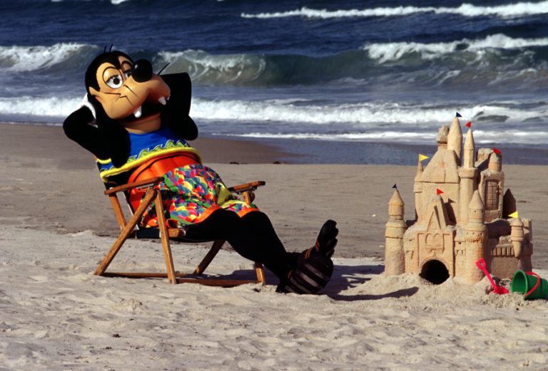 Beaches Near Disneyland: Ultimate Guide to Your OC Beach Day