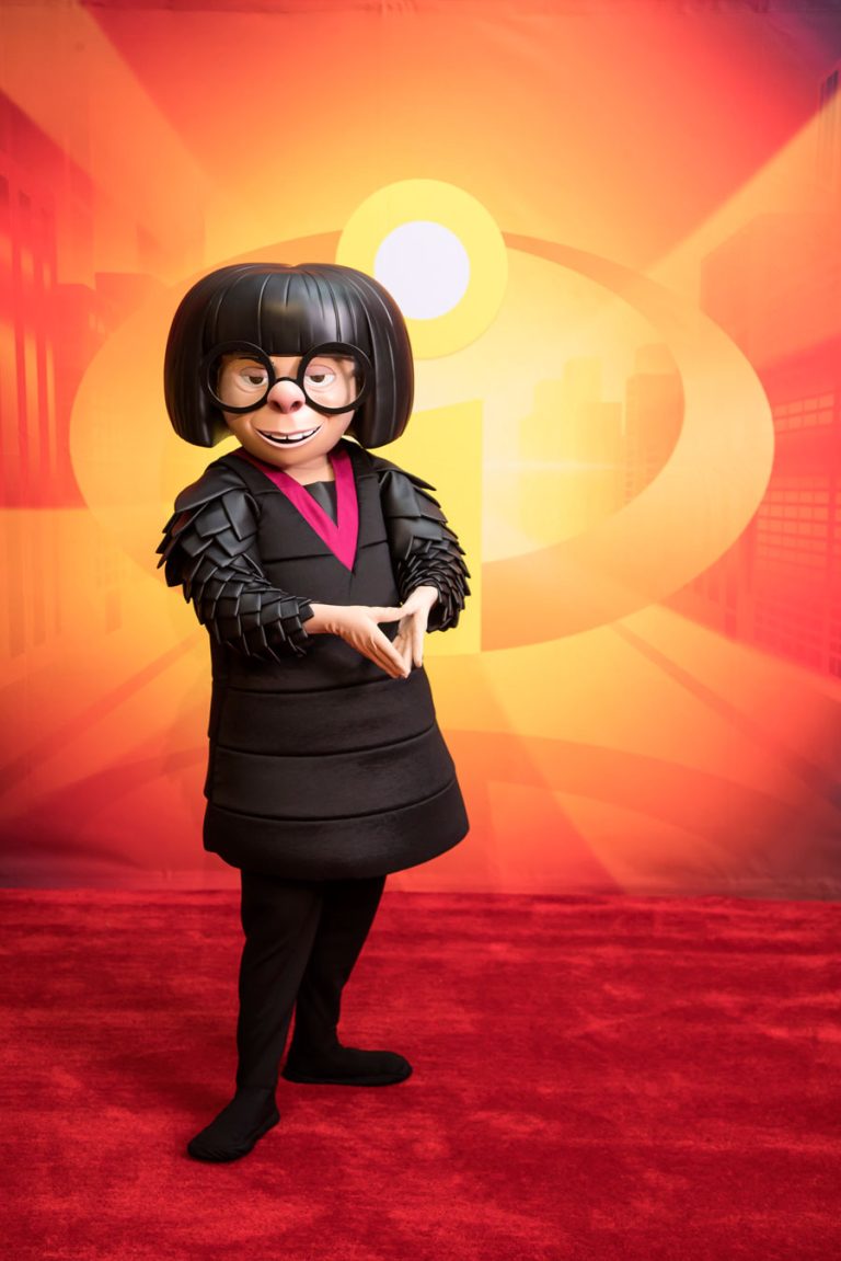 Incredibles Edna Mode Debuts With First Meet and Greet This Summer