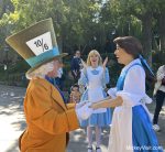Disneyland Characters, the Ultimate Guide + Disneyland Character List ...