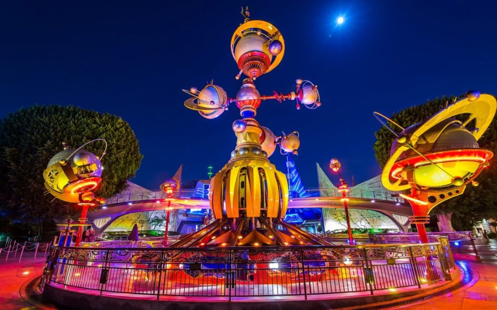 Top Eight Disneyland Rides to Do At Night Time for A Different Experience