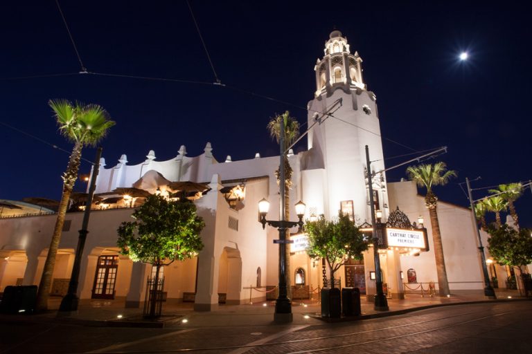 Carthay Circle Dining Review- Best Upscale Dining inside Disneyland