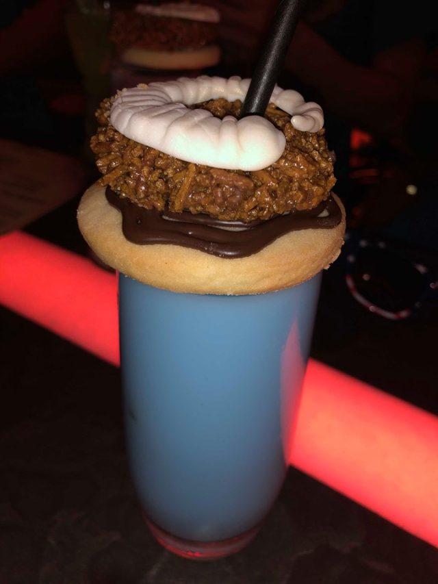 Oga's Cantina Review- Star Wars Bar at Disney 2025