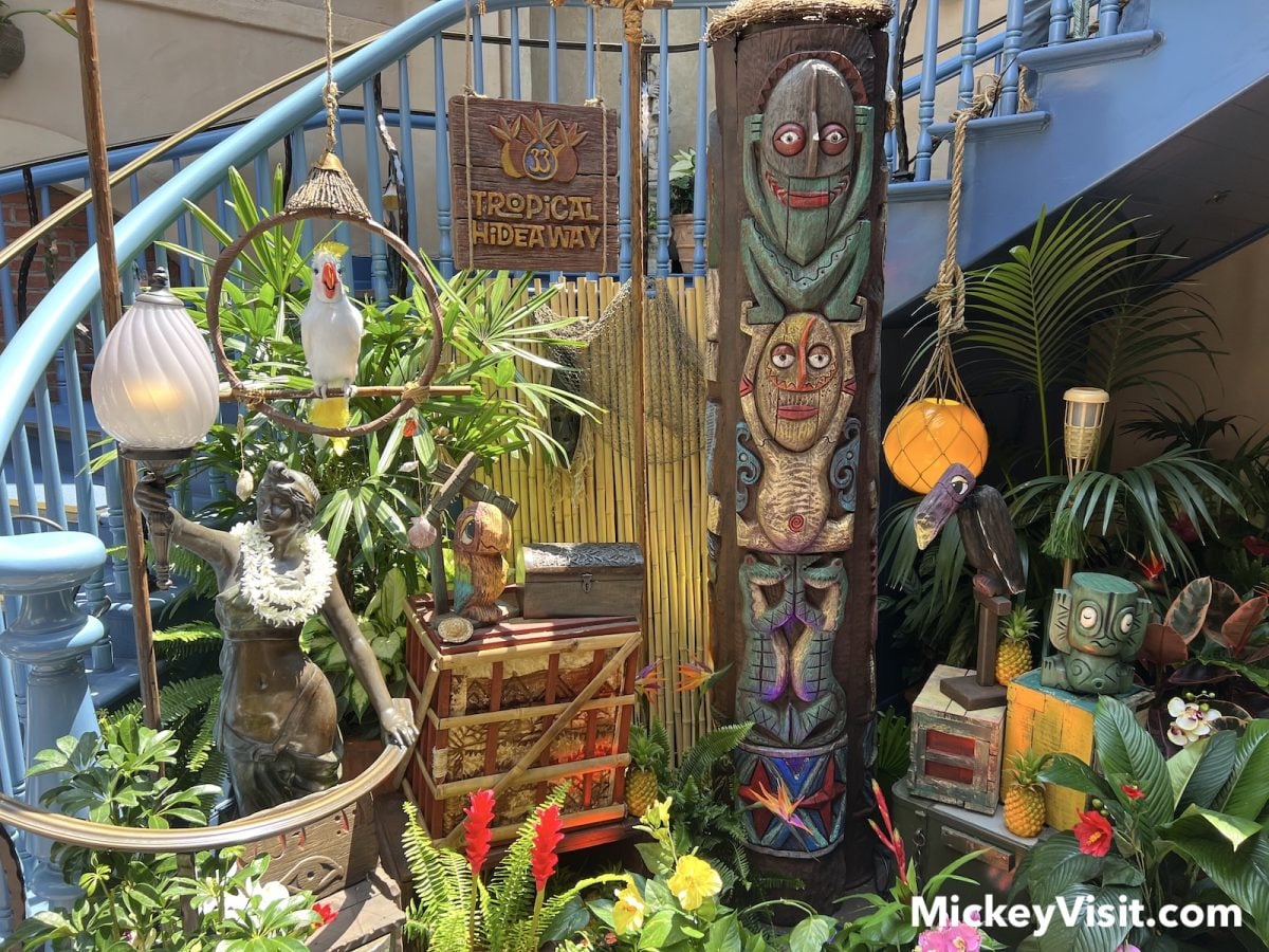 Inside Disneyland Club 33 - REVIEW, Membership Details