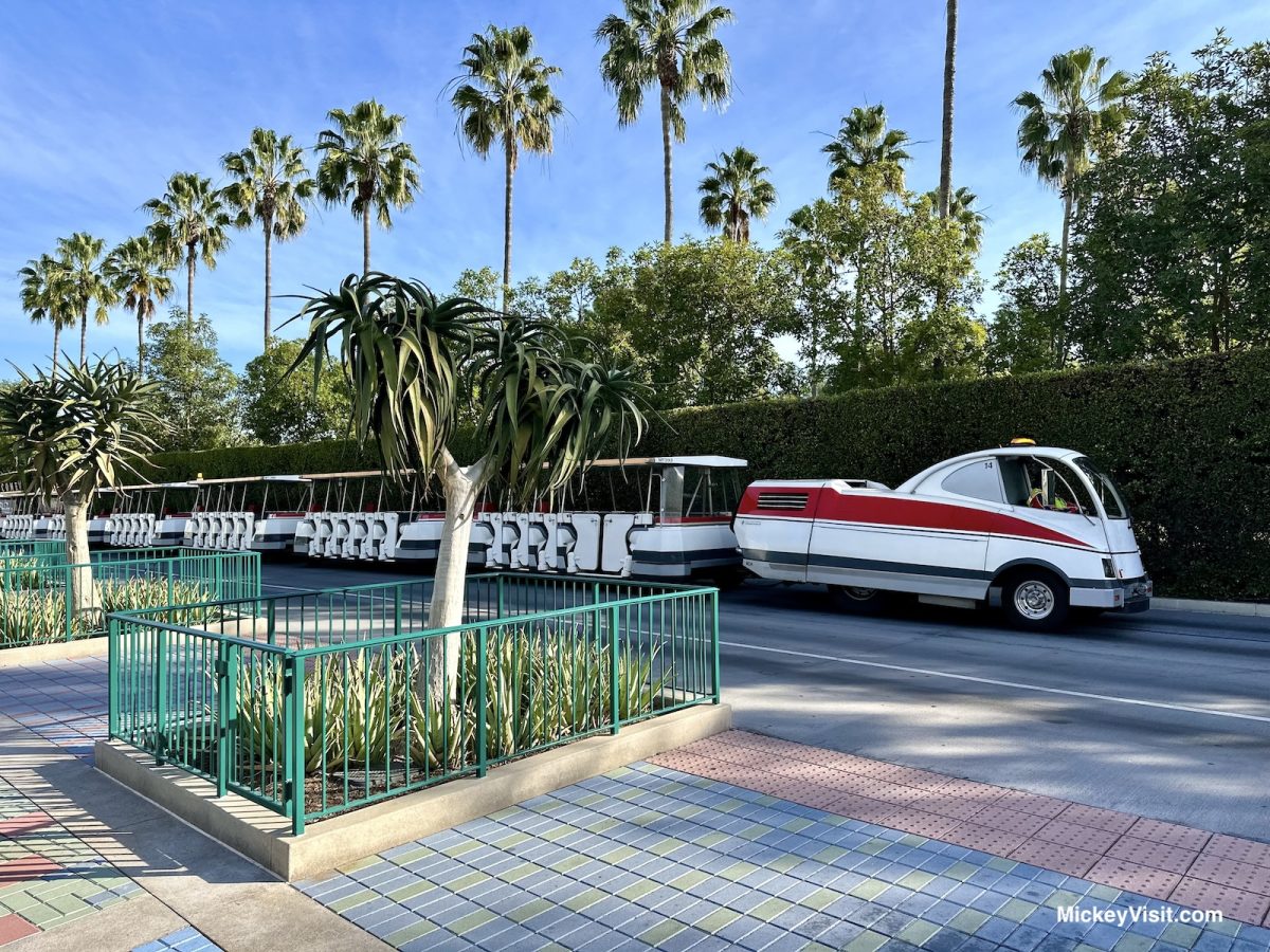 No Smoking Allowed at Disneyland- What Smokers Need to Know - Mickey ...