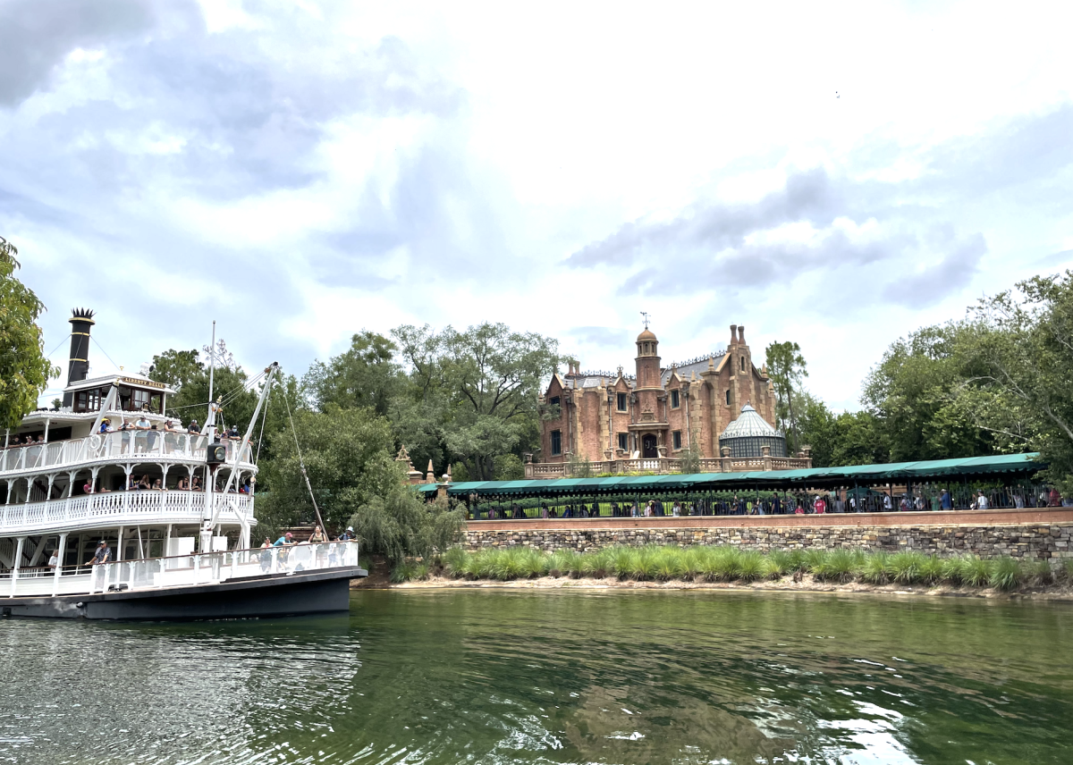 Hurricanes at Disney World: Milton Hourly UPDATES, Cancellation ...