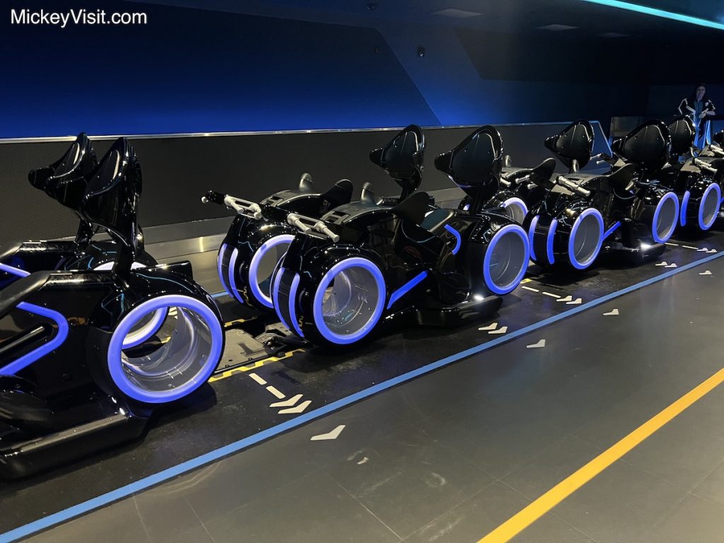 Disney World TRON Virtual Queue Tips & Strategy 2024