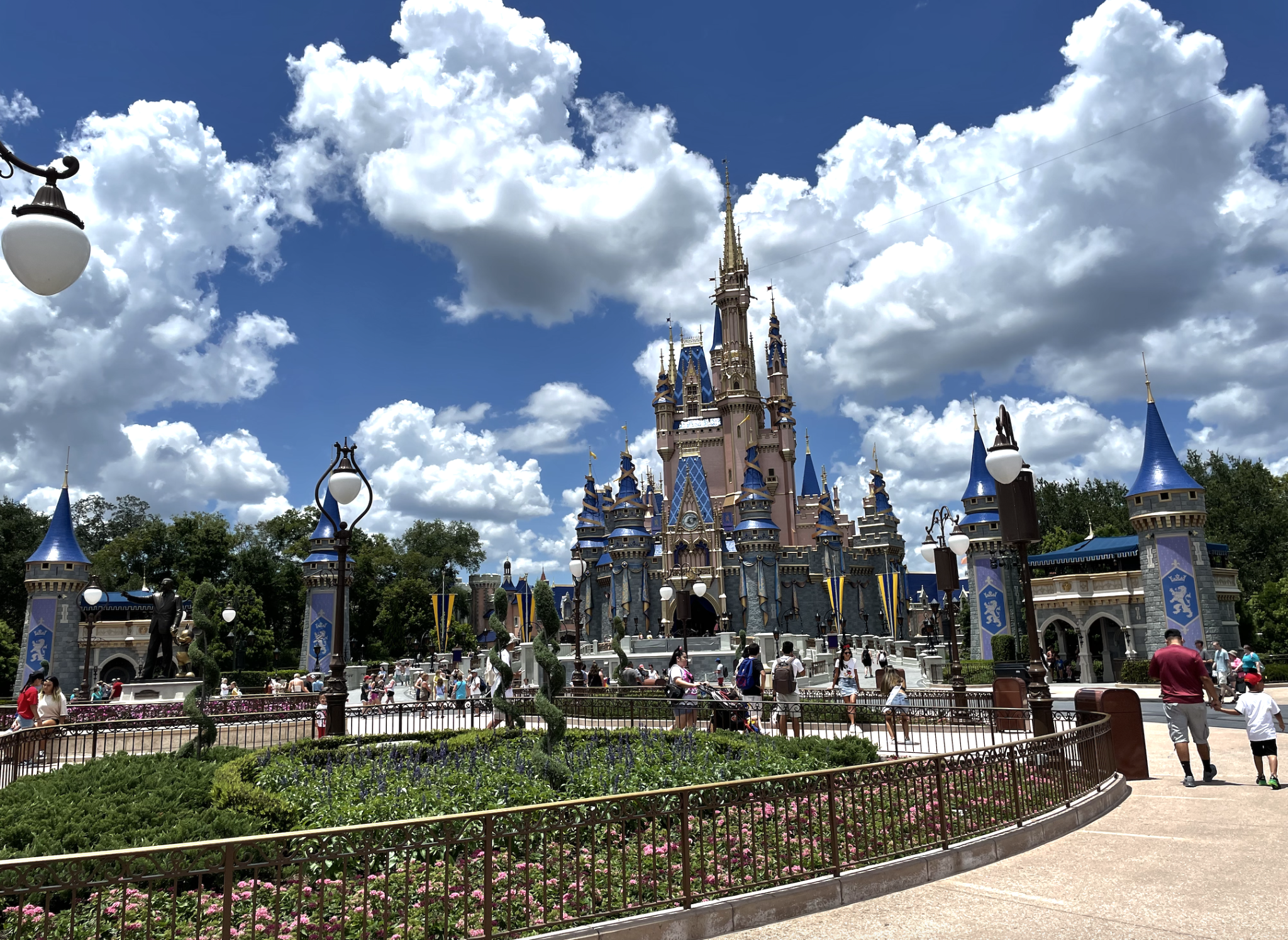 When Does Magic Kingdom Close? Disney World Hours