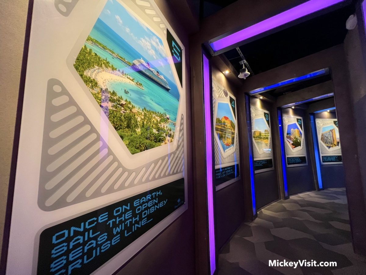 Disney Vacation Club Lounge at Disneyland - PHOTOS, Details