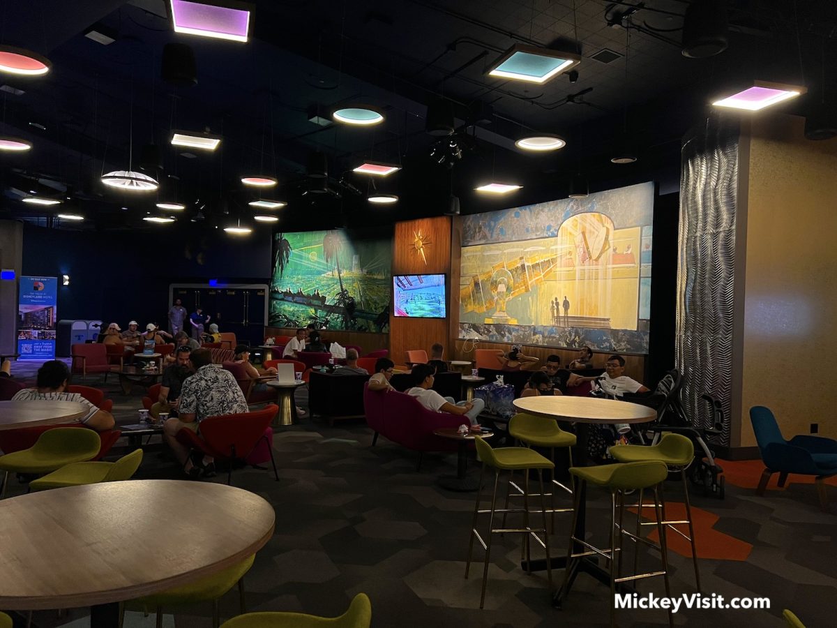 Disney Vacation Club Lounge at Disneyland - PHOTOS, Details
