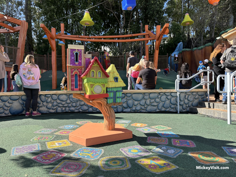 Disneyland Toontown Full Guide! Land Tour, Hidden Details, New Dining ...