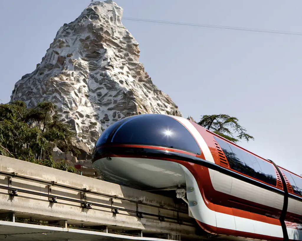 Hotels Near Disneyland With Shuttles - Free & Paid Options