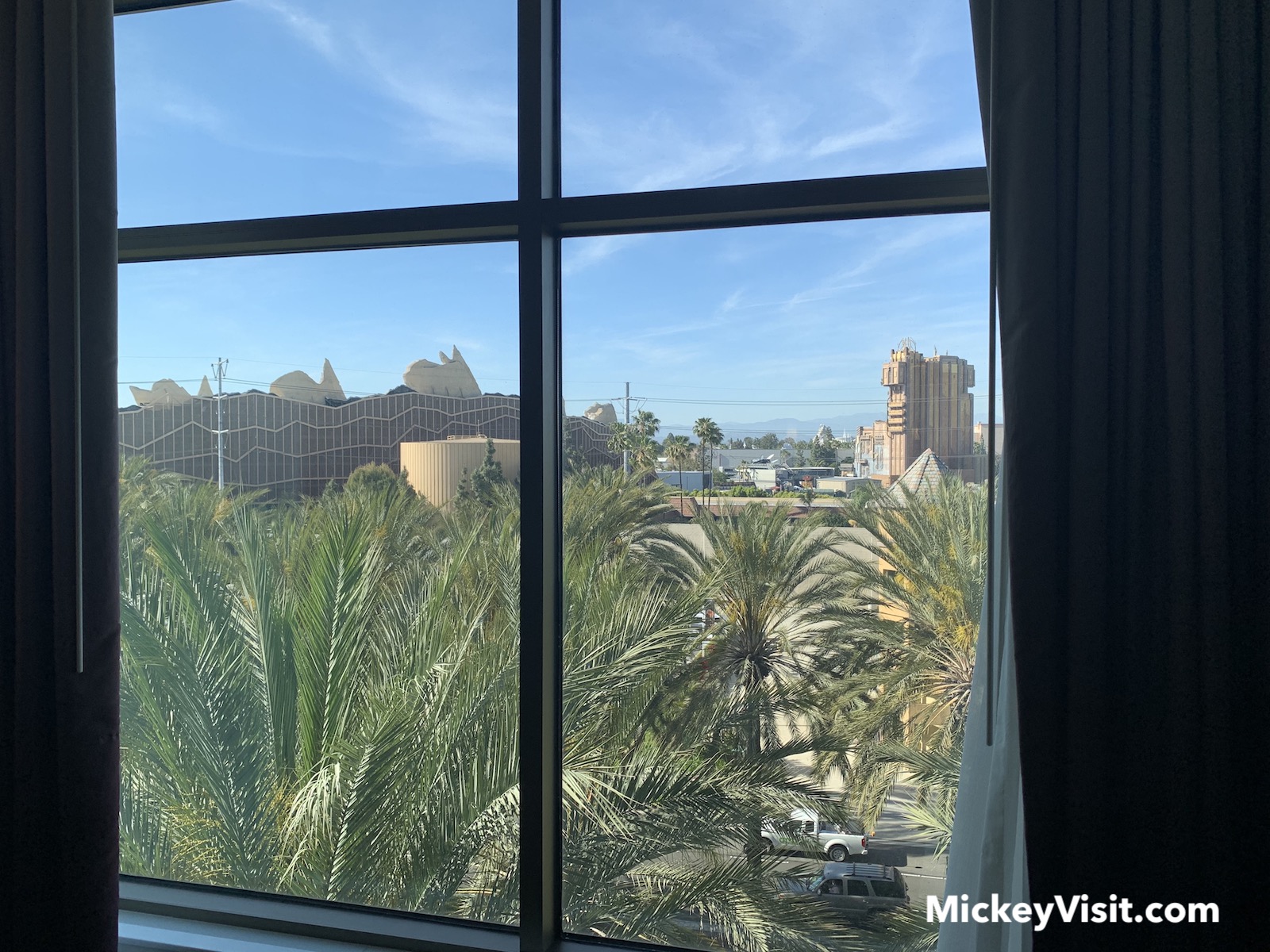 Is the Area Around Disneyland Safe? FAQ & Analysis From Frequent Visitor