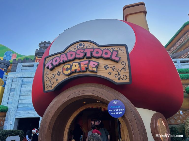 Toadstool Cafe Super Nintendo World Review