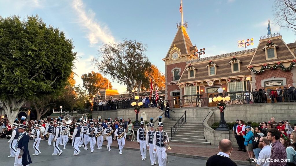 These Are the Most American Things at Disneyland - Mickey Visit ...