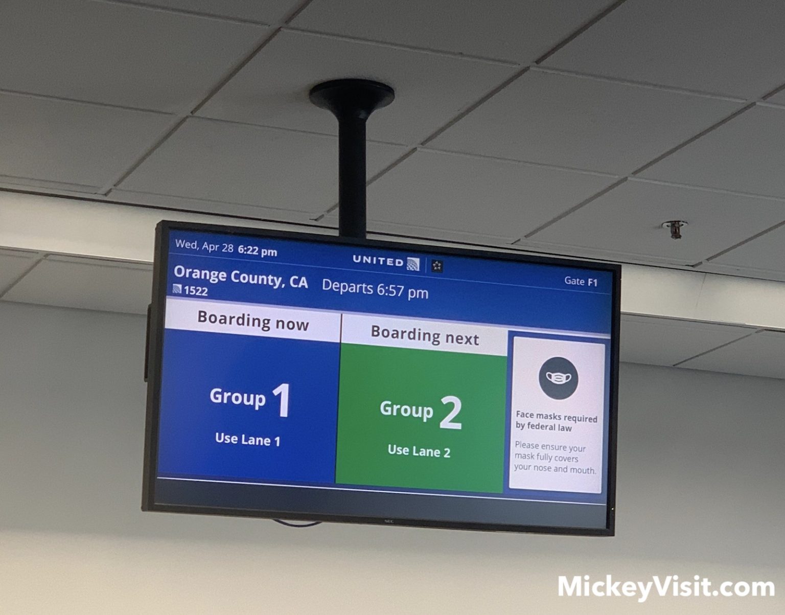 Guide to Flying United With Kids