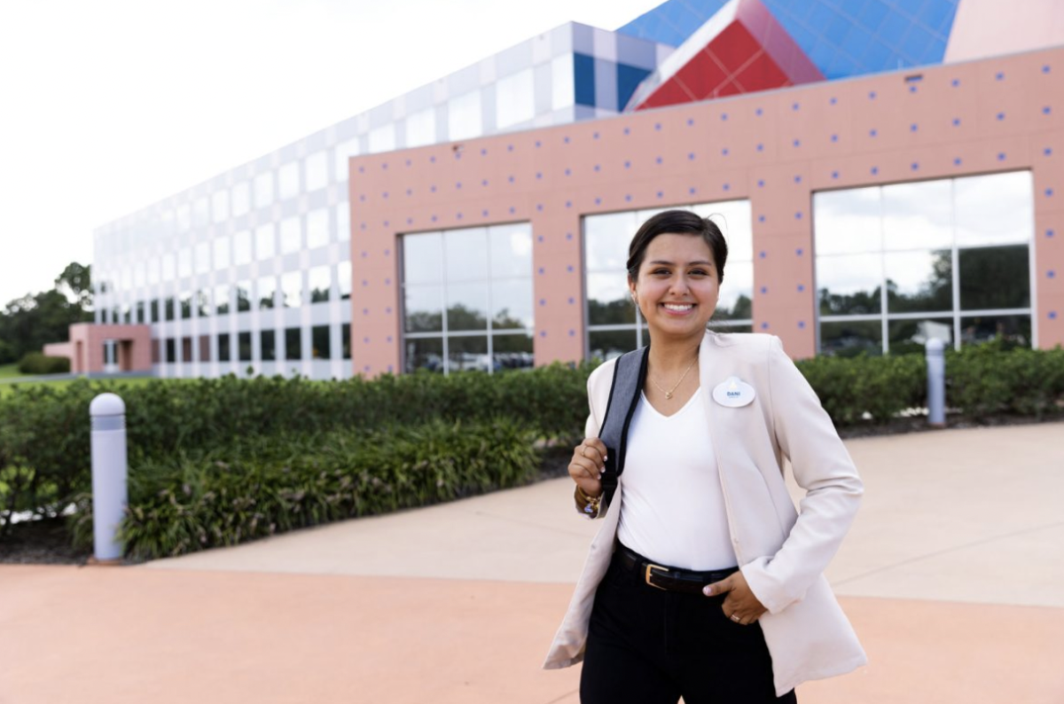 Disney CEO Bob Iger Surprised Disneyland Cast Members Part of Education ...