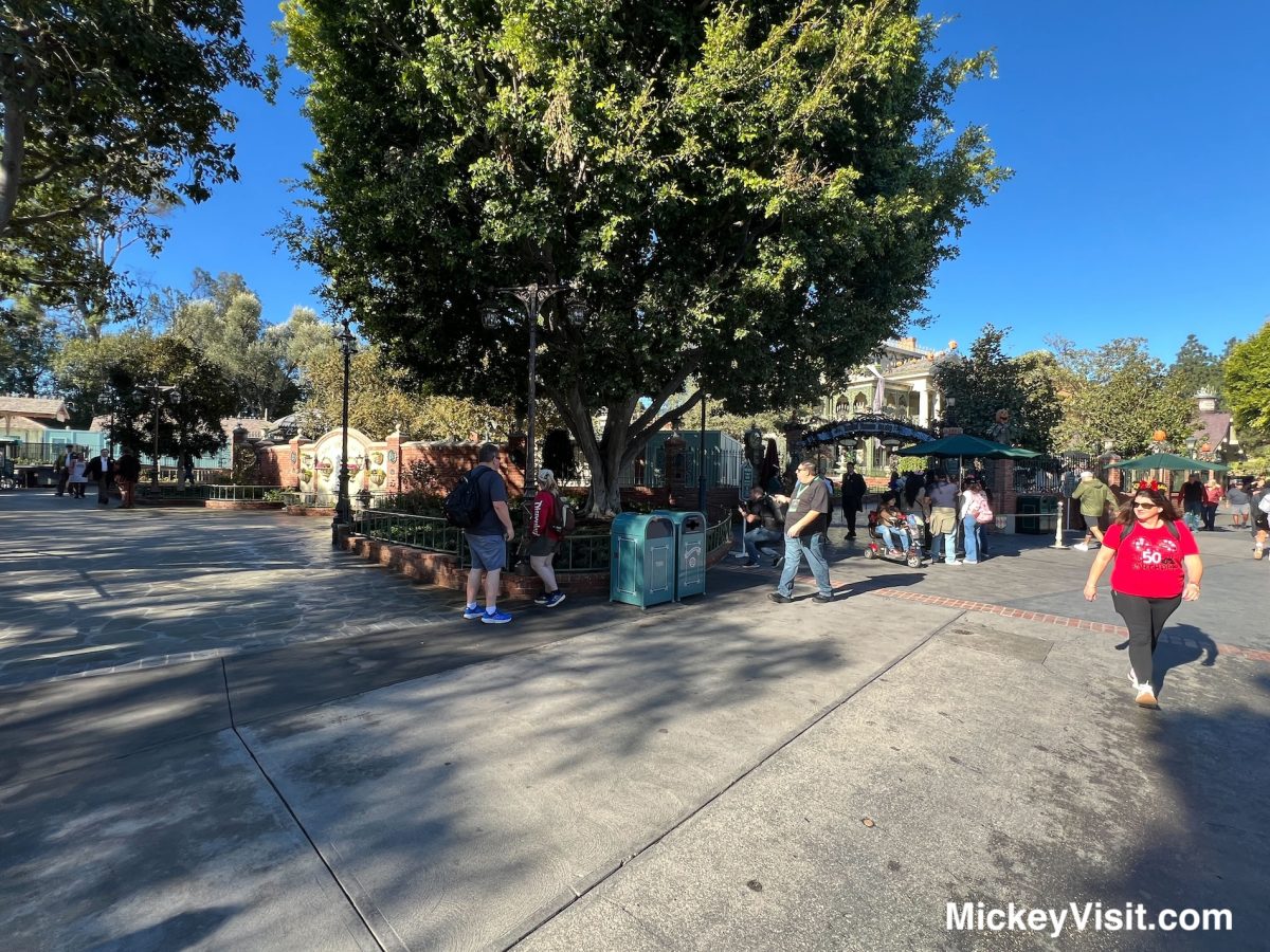 Haunted Mansion Expansion at Disneyland, First Look at New Queue and Store