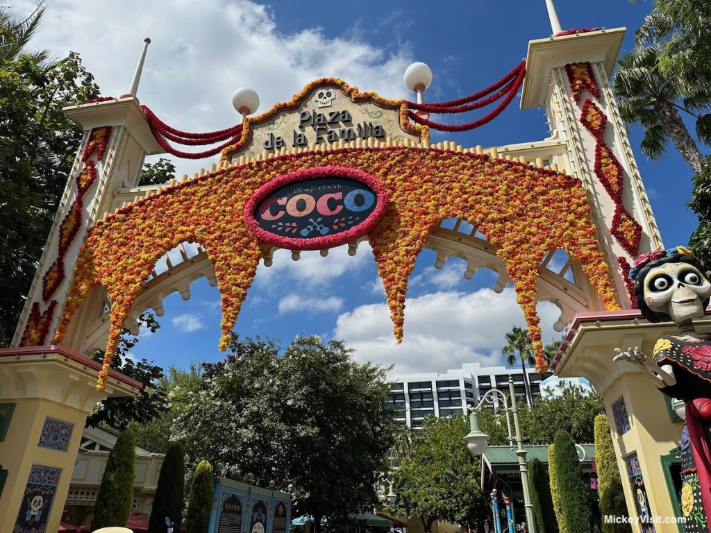 Coco at Disneyland - Plaza de la Familia 2025 Food & Entertainment