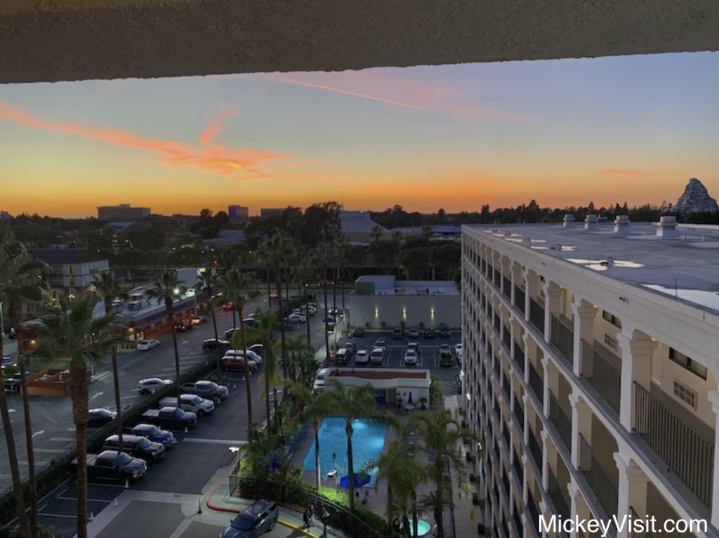Top 9 Cheapest Disneyland Hotels