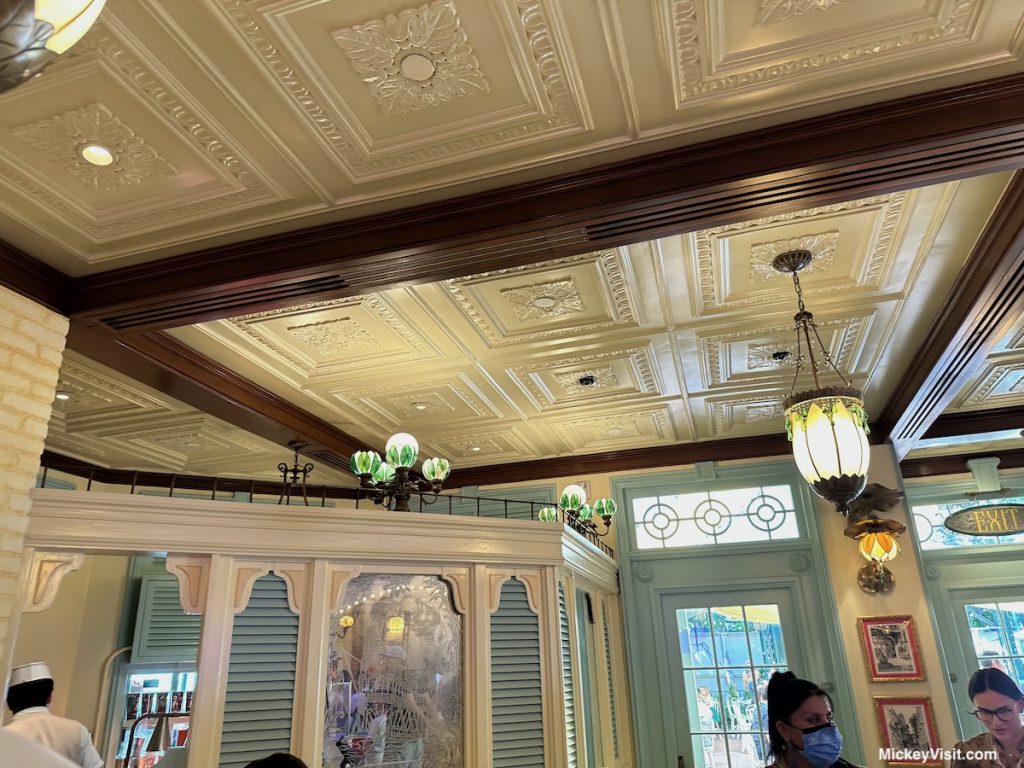 Tiana's Palace Food Review- NEW Disneyland Princess & Frog Restaurant