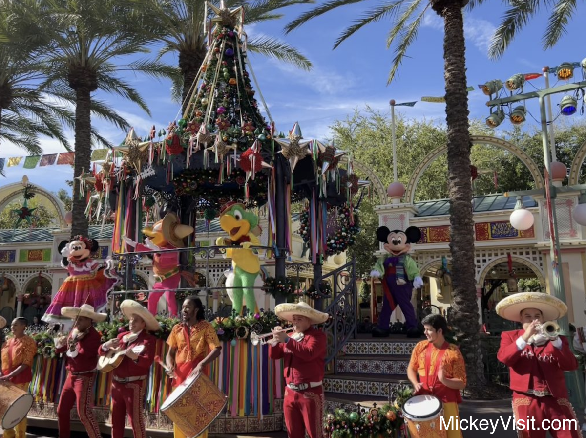 Change Revealed For Disneyland Christmas ¡Viva Navidad! Show