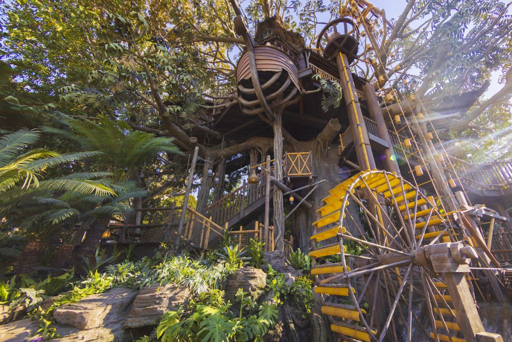 Disneyland Adventureland Treehouse: Opening, PHOTOS, Details
