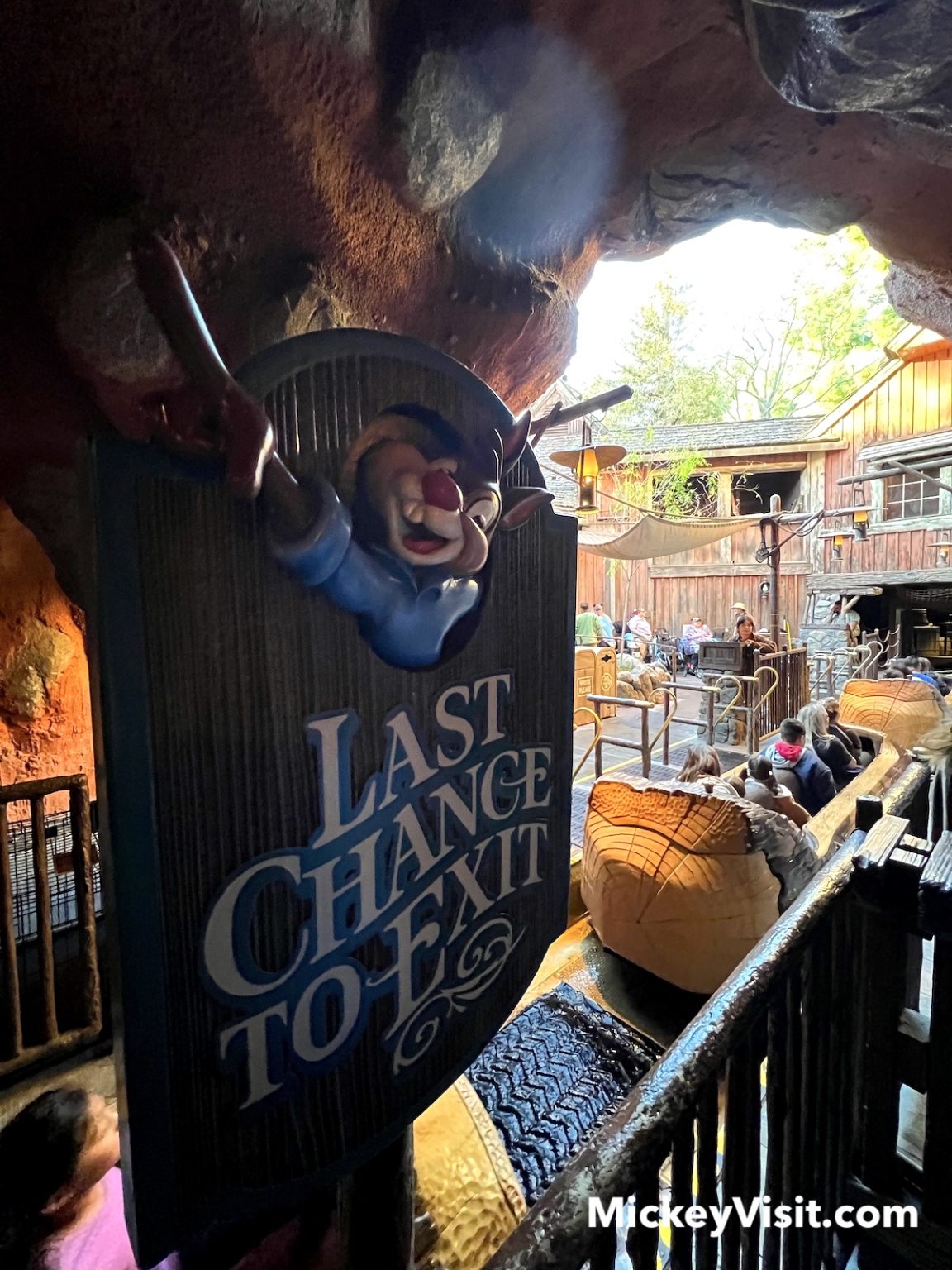 When Does Splash Mountain Reopen? Disney Hints at Date Shift