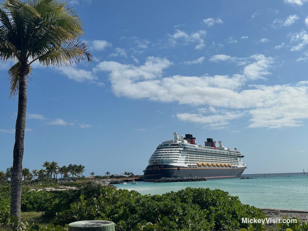 Disney Cruises - Ultimate Guide to Ships, Destinations, Entertainment!