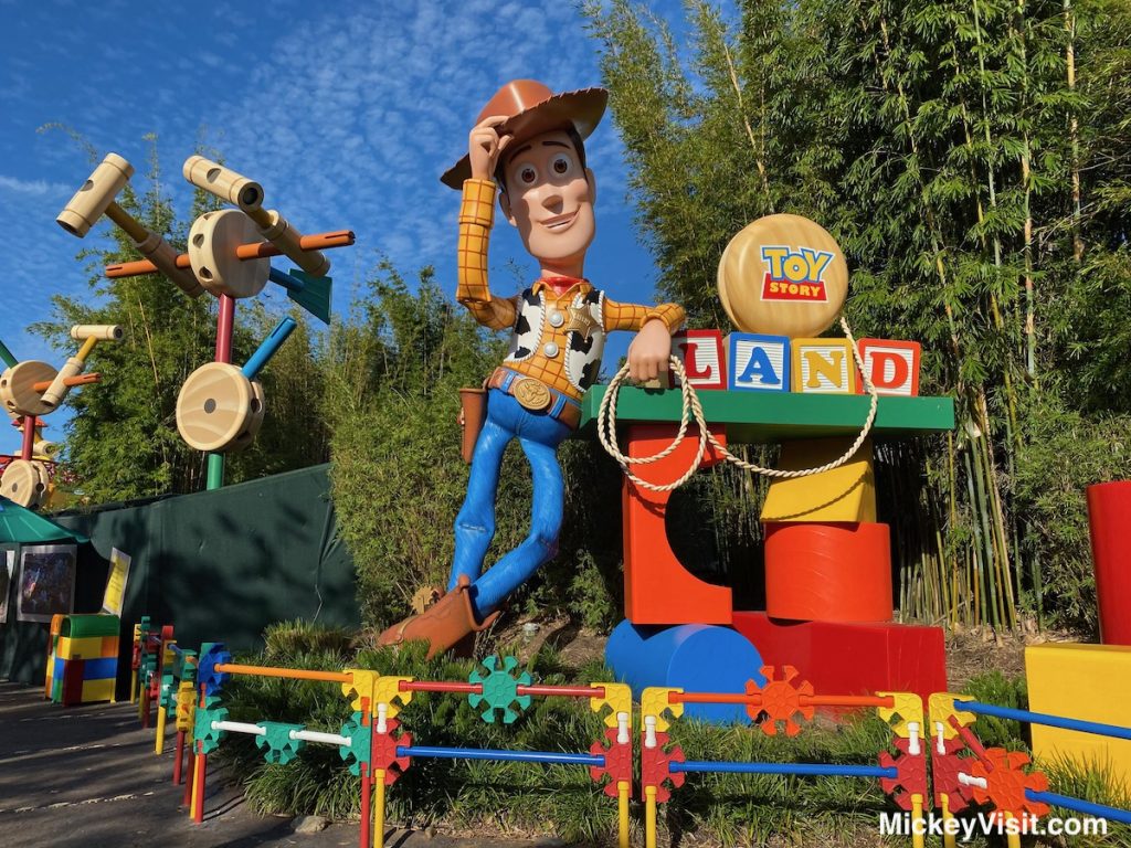 Disney World Brings Back Popular Hotel Deal With Rates Starting at $99 ...