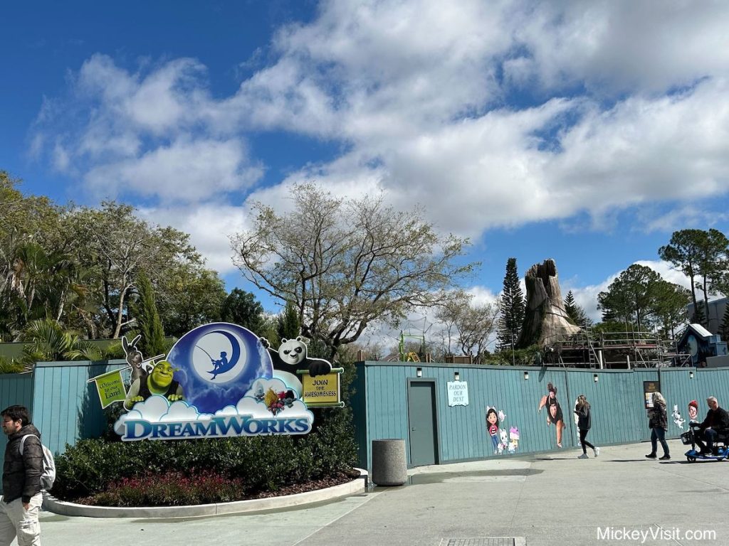 DreamWorks Land Opening Date ANNOUNCED at Universal Orlando- Shrek ...