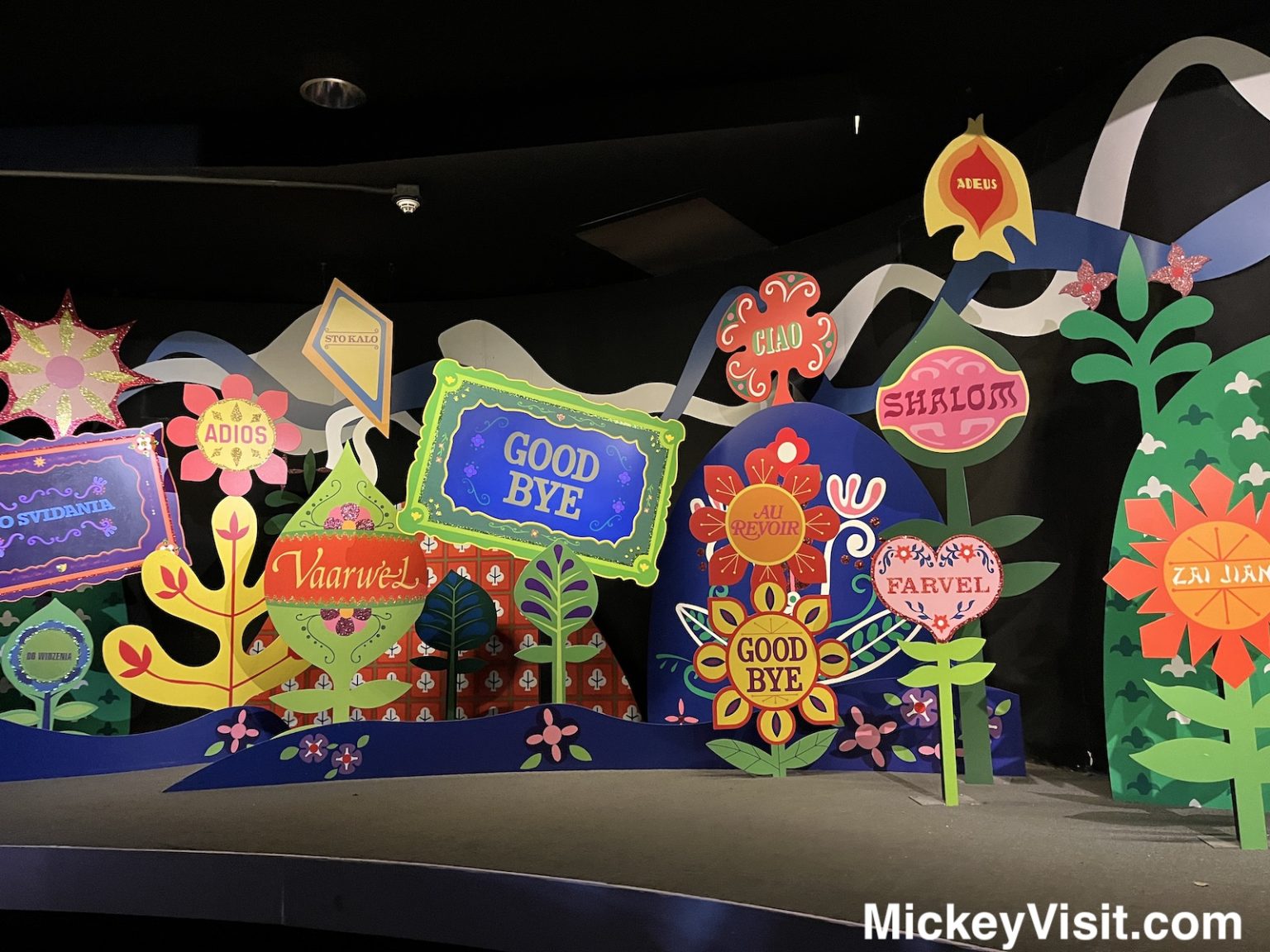 10 SECRETS of Disney’s Iconic “it’s a small world” Boat Ride Revealed ...