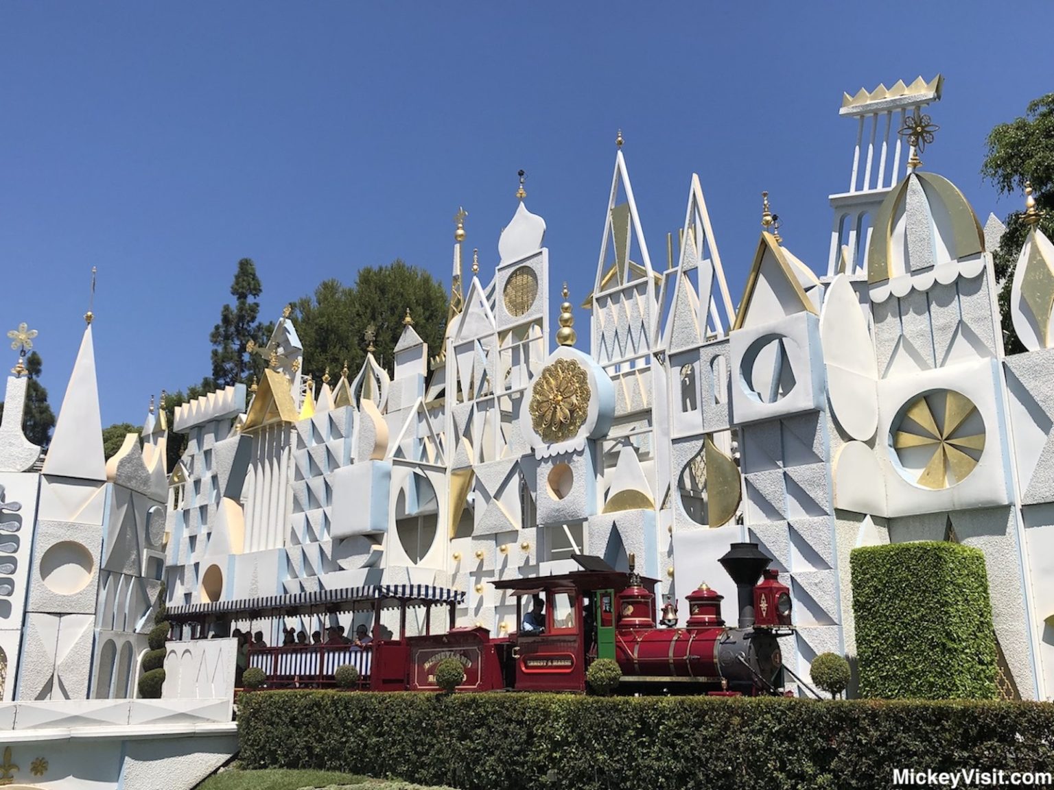All Disneyland Magic Key Annual Pass Blockout Dates 2026 - Mickey Visit ...