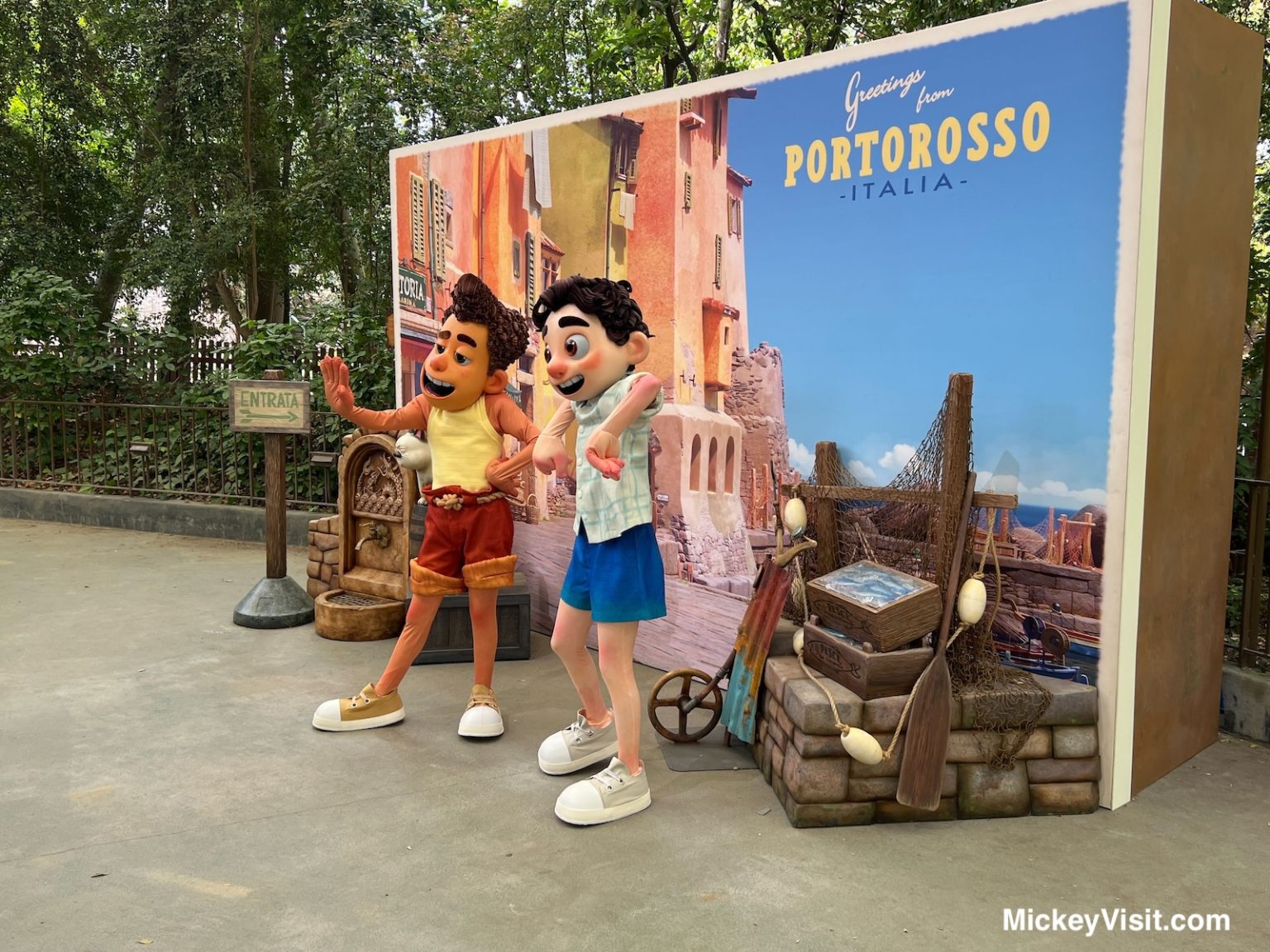First Look at NEW Pixar Characters for Disneyland Pixar Fest - Mickey ...