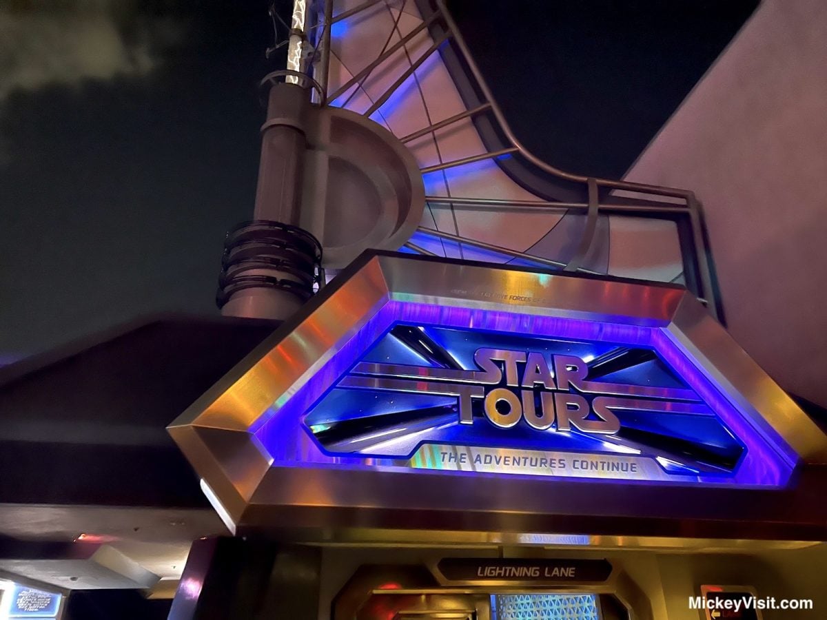 Review: We Rode Star Tours With New Scenes Featuring Mandalorian ...