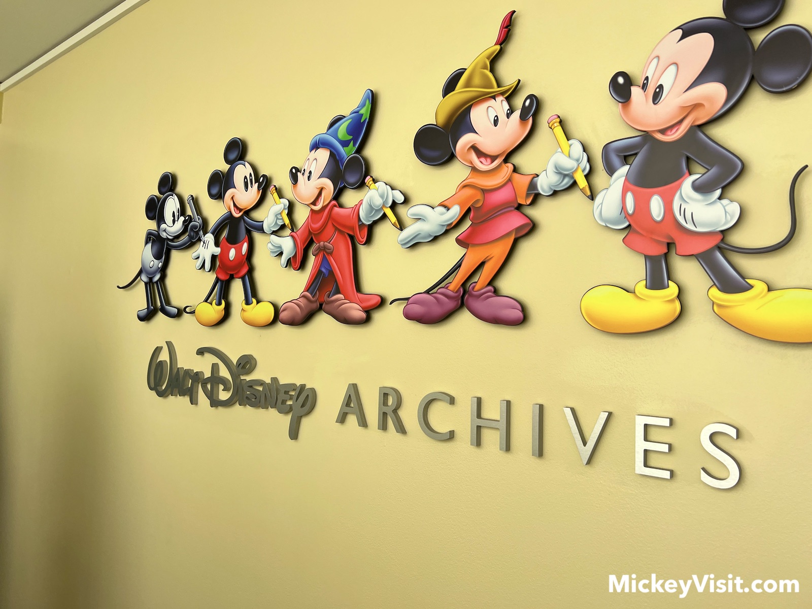 INSIDE Walt Disney's Office That Was Restored to Look Same Way It Did ...