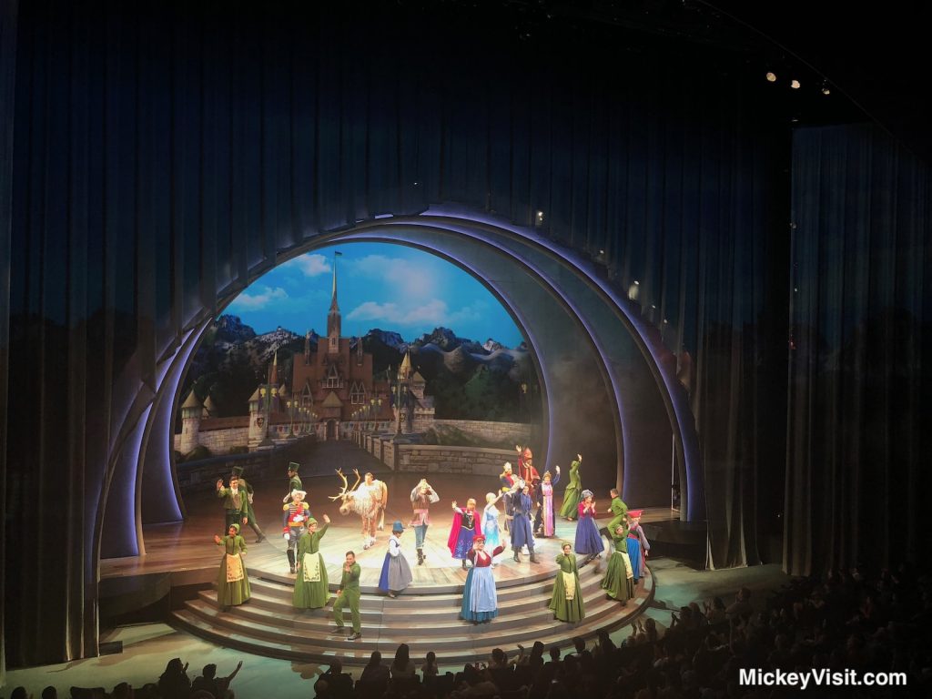 Here Are the Attractions We Want Disneyland to Bring Back to the Parks ...