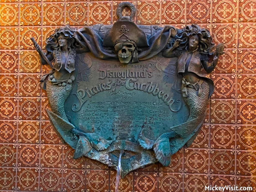 11 Weird Things We Can't Believe Were Once at Disneyland - Mickey Visit ...