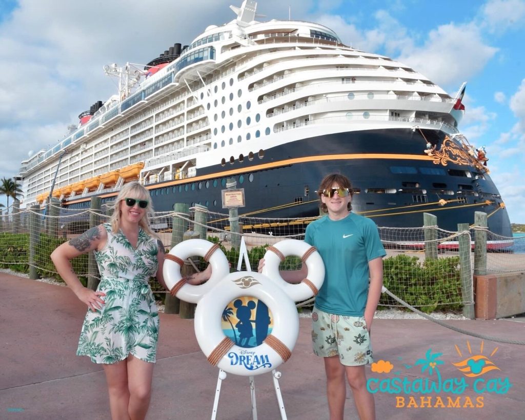Lighthouse Cay vs Castaway Cay- I've Been to Both Disney Islands