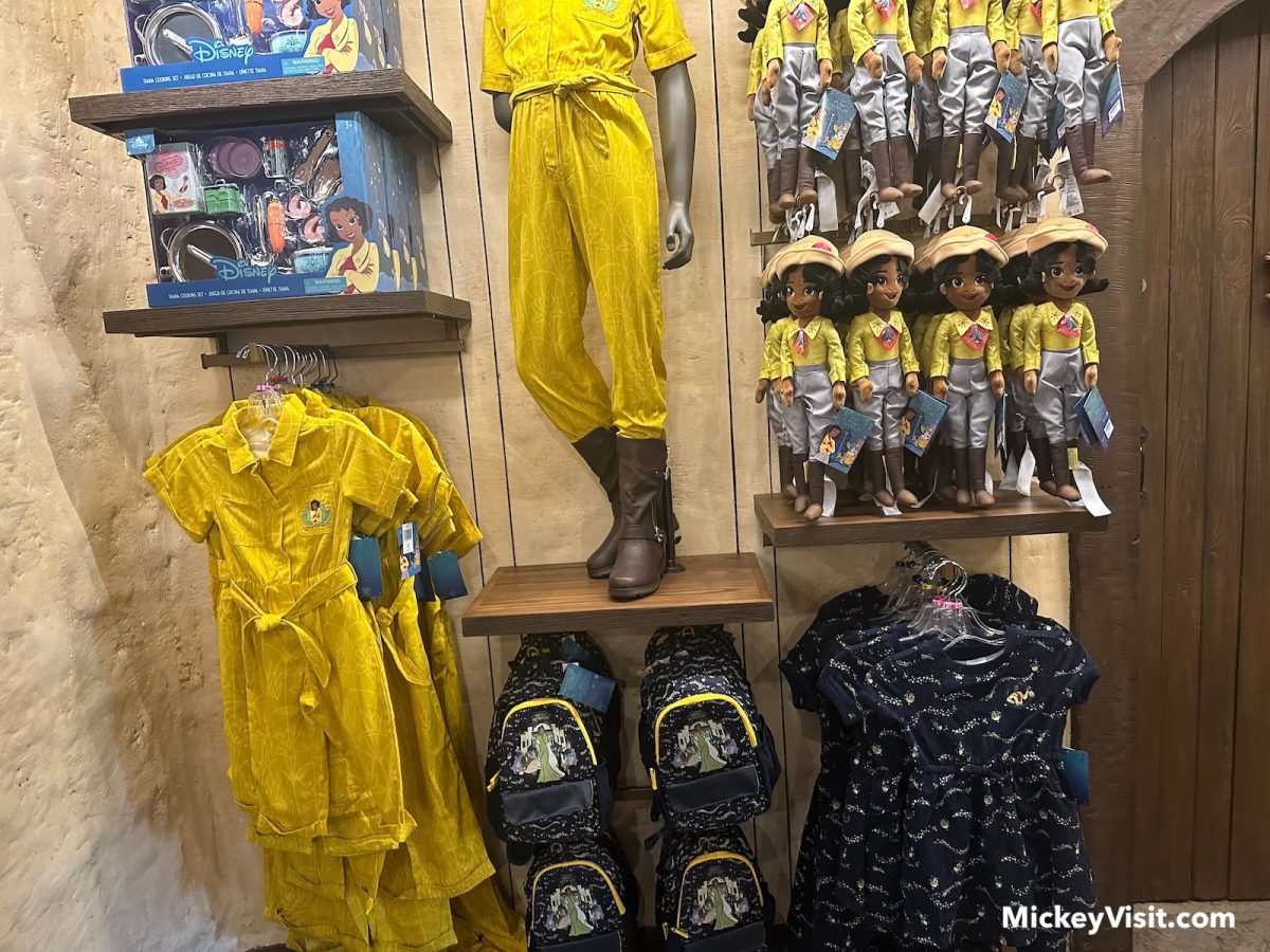Tiana's Bayou Adventure Store REVEAL - Tons of New Merchandise ...