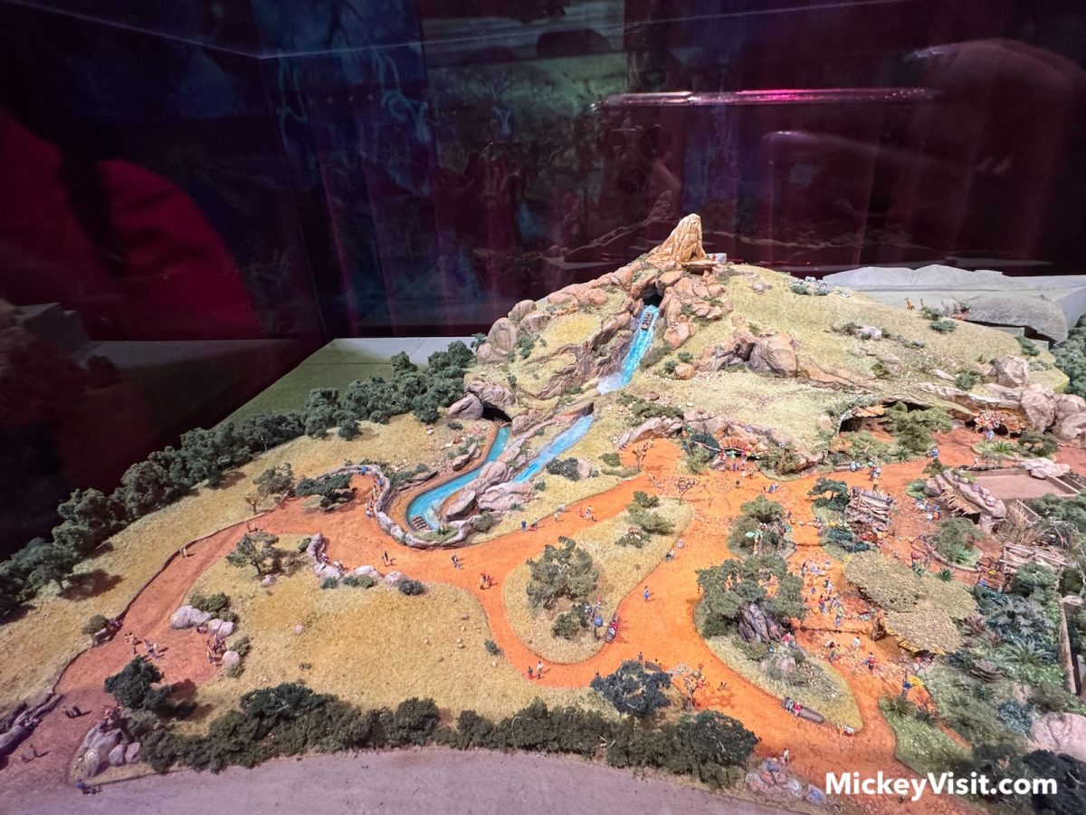 Large Scale Model Revealed for First-Ever Lion King Ride Coming to ...