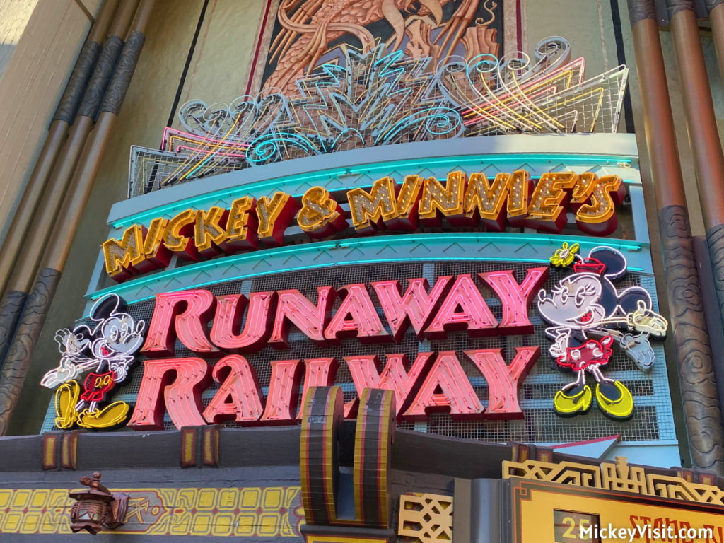 10 Incredible Behind-the-Scenes Secrets of Mickey and Minnie's Runaway ...