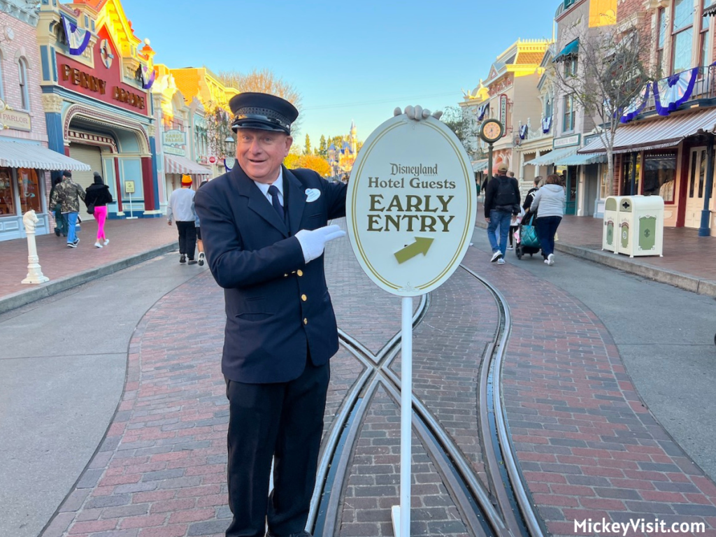 9 Disneyland Hacks We Use All the Time - Mickey Visit - Disney News ...
