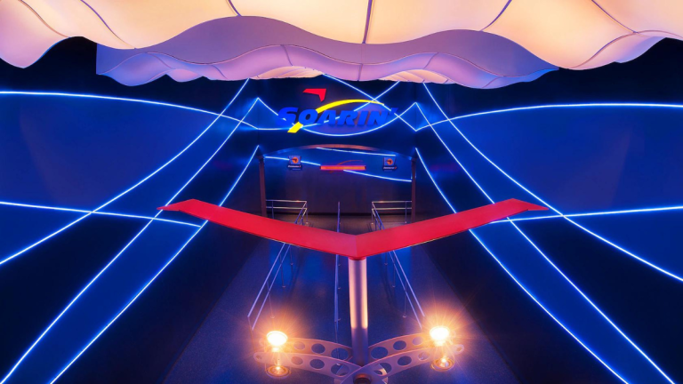 11 Surprising Secrets of Soarin' Around the World - Mickey Visit ...