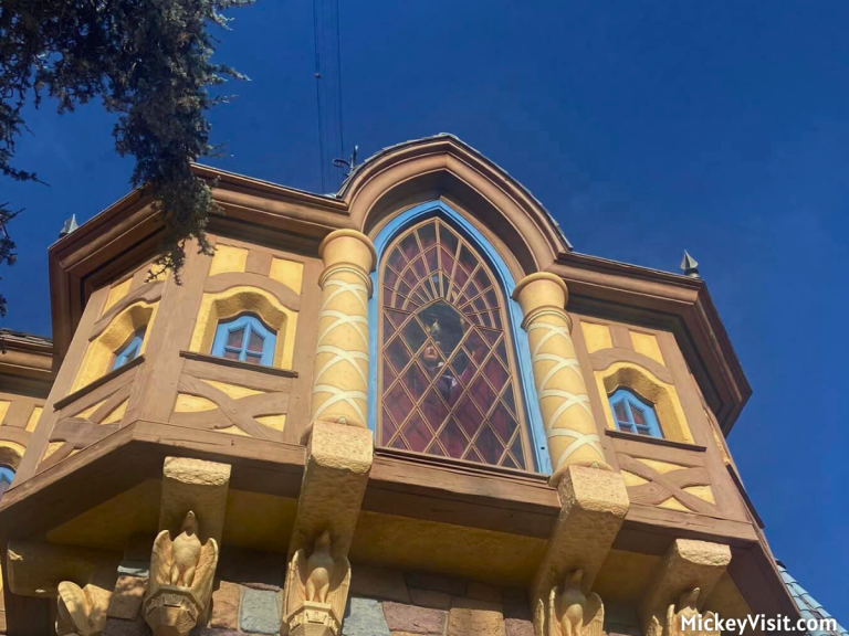 Disneyland’s Snow White Ride Used To Be Quite Different (And Much ...