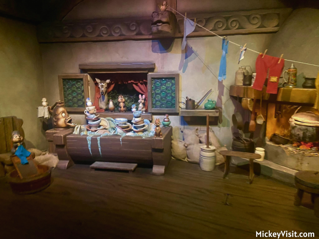 Disneyland’s Snow White Ride Used To Be Quite Different (And Much ...