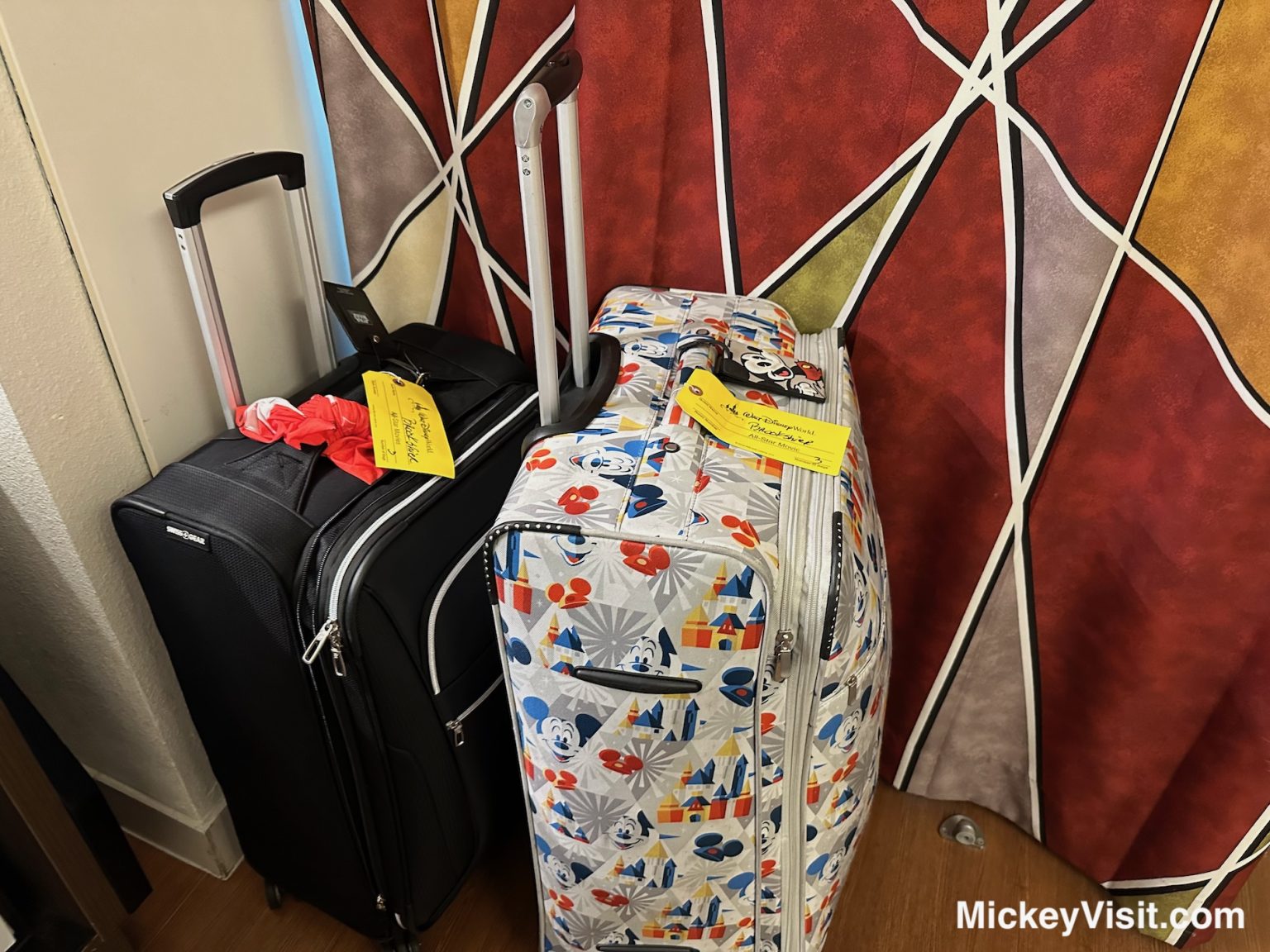How to Use Disney World's Airport Luggage Transfer Service