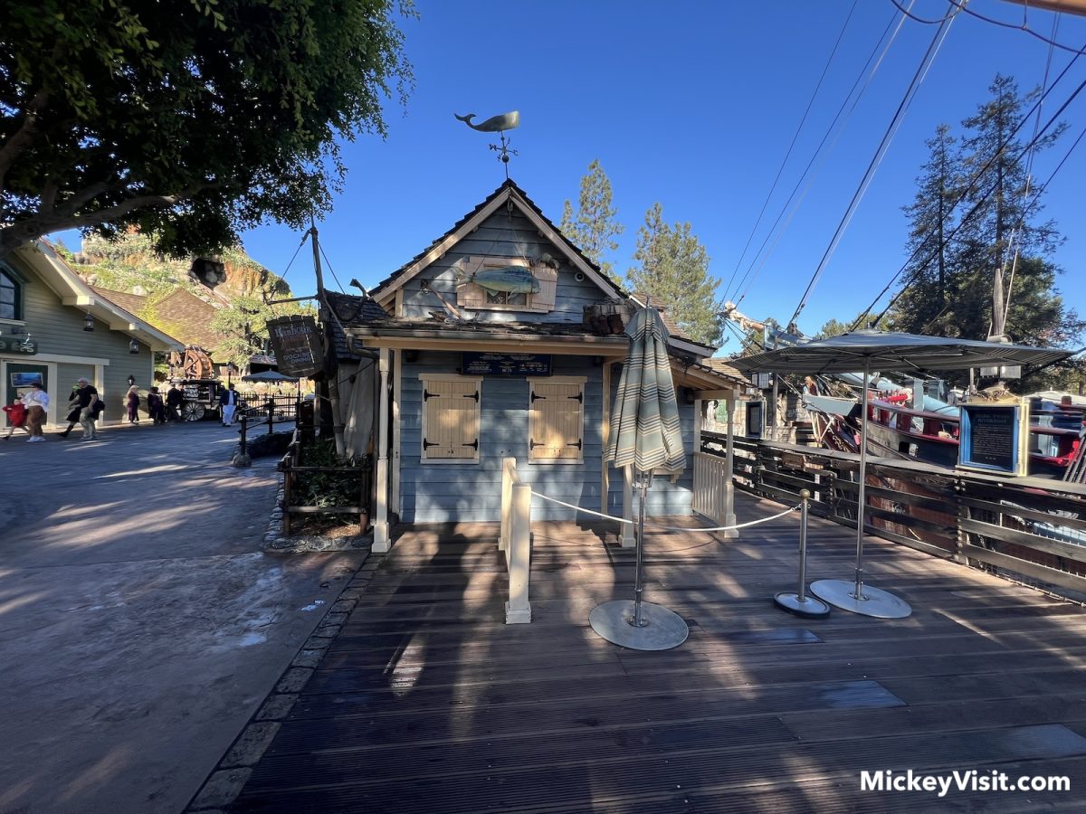 You May Have Never Noticed These Secret Pathways at Disneyland