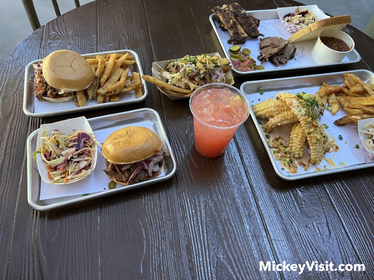 Disneyland Park's New Barbecue Restaurant Is Major Upgrade to Previous ...