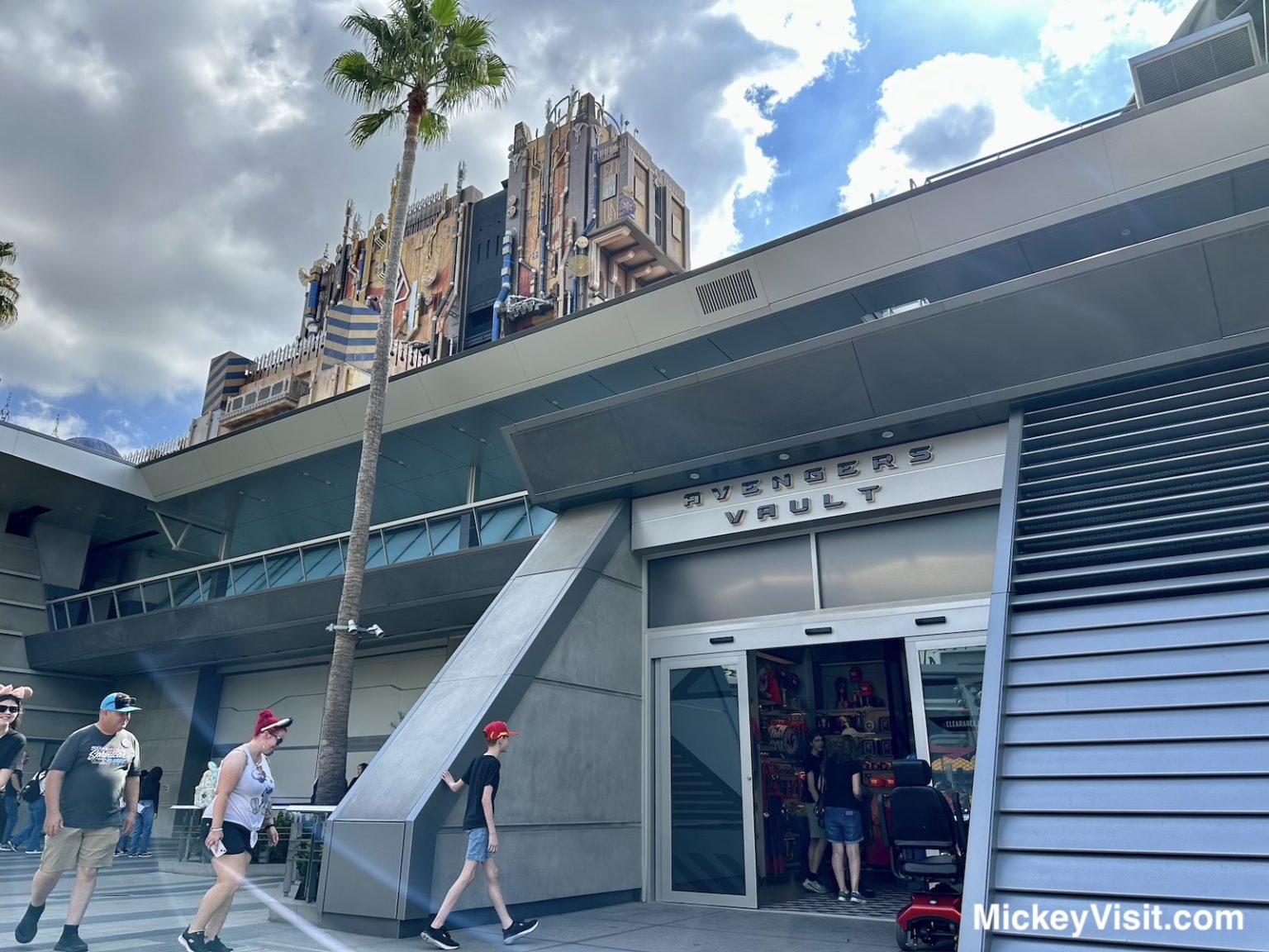 BREAKING NEWS! Iron Man Stark Flight Lab Ride Details on Avengers ...