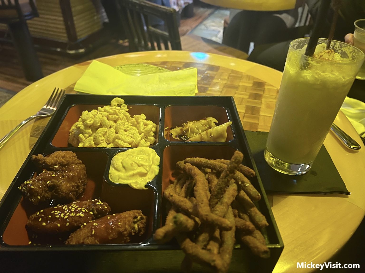 Trader Sam's Enchanted Tiki Bar at Disneyland Hotel